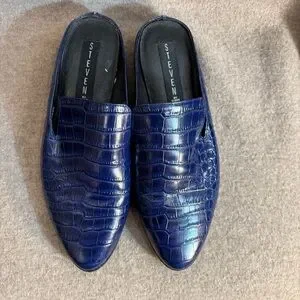 Steve Madden | Shoes | Steve Madden Sz 65 Blue Crocodile Pattern Slip ...